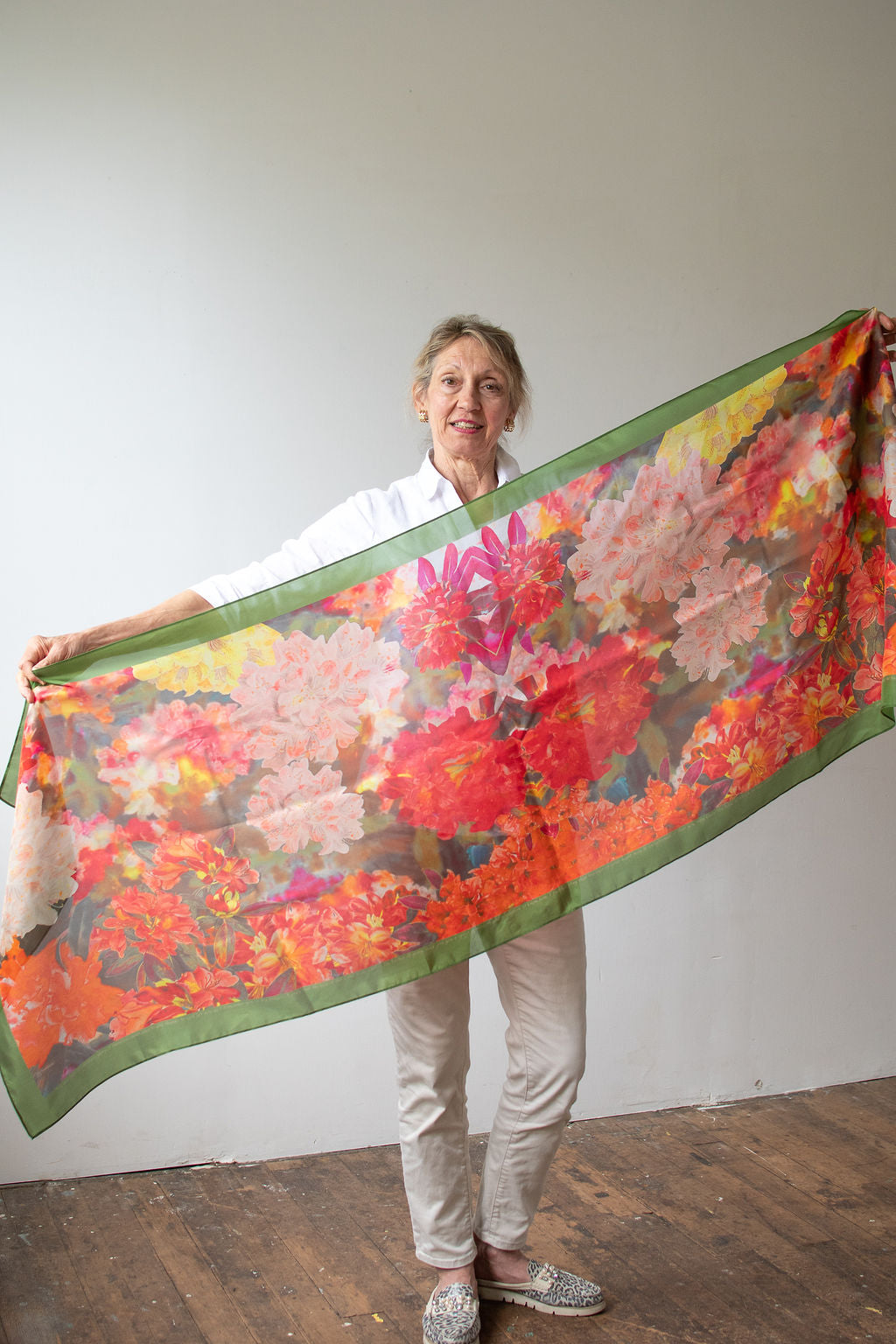 D-543 SPICE UP YOUR LIFE! – Love's Pure Light Luxury Silks